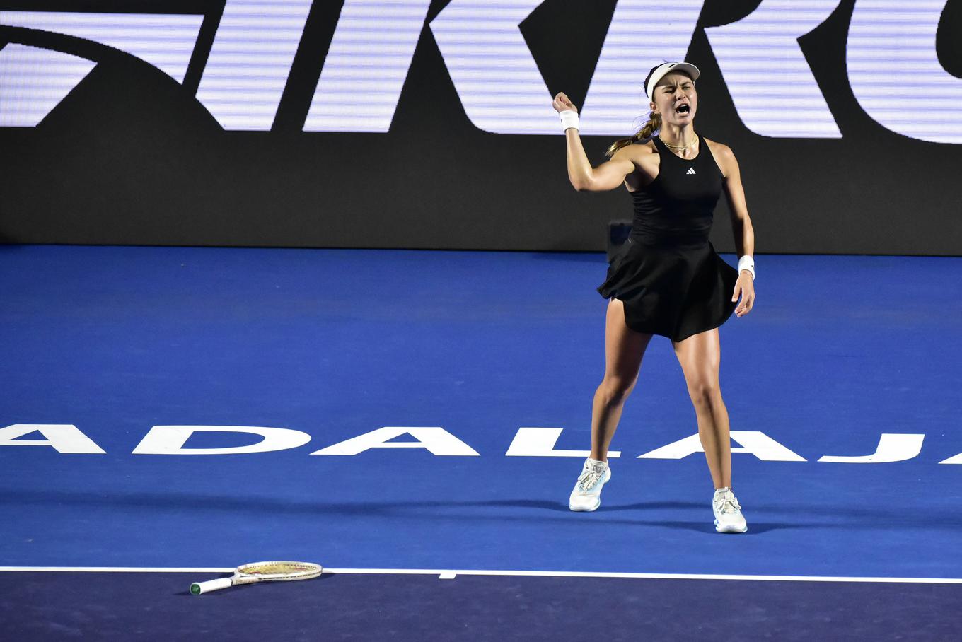 Veronika Erjavec osvojila turnir na Kitajskem in se prvič zavihtela med top 100 - siol.net