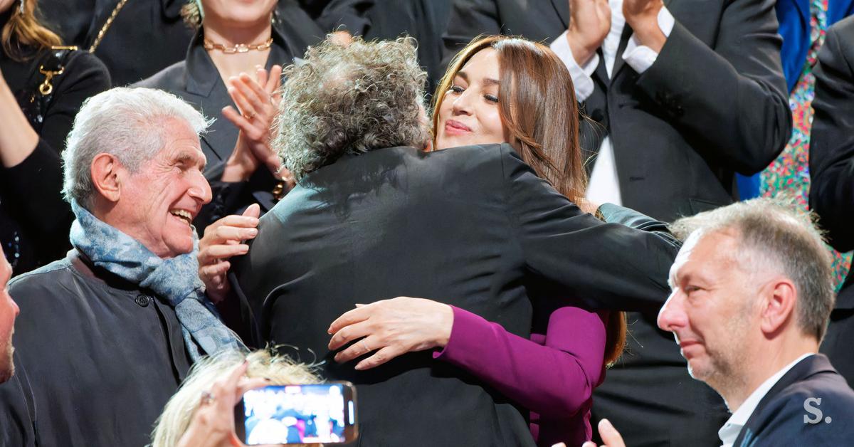 Nepričakovan par: Monica Bellucci ima novega, slavnega spremljevalca ...