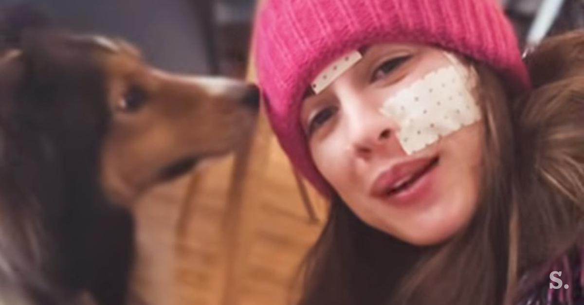 Obraz Tare Zupančič polepljen z obliži. Kaj je razlog? - siol.net