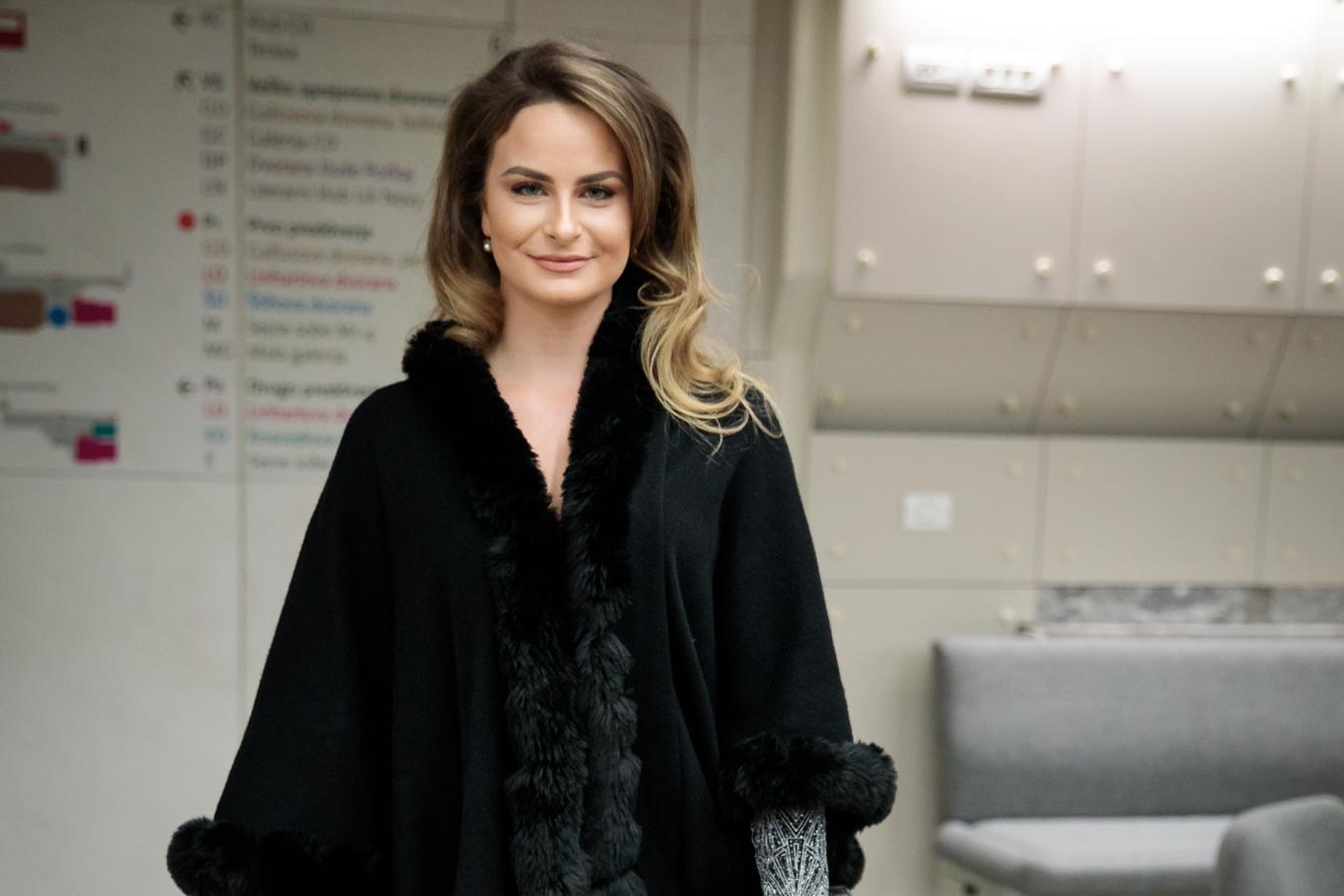 Hči Karla Erjavca prvič po ločitvi pokazala novega izbranca - siol.net