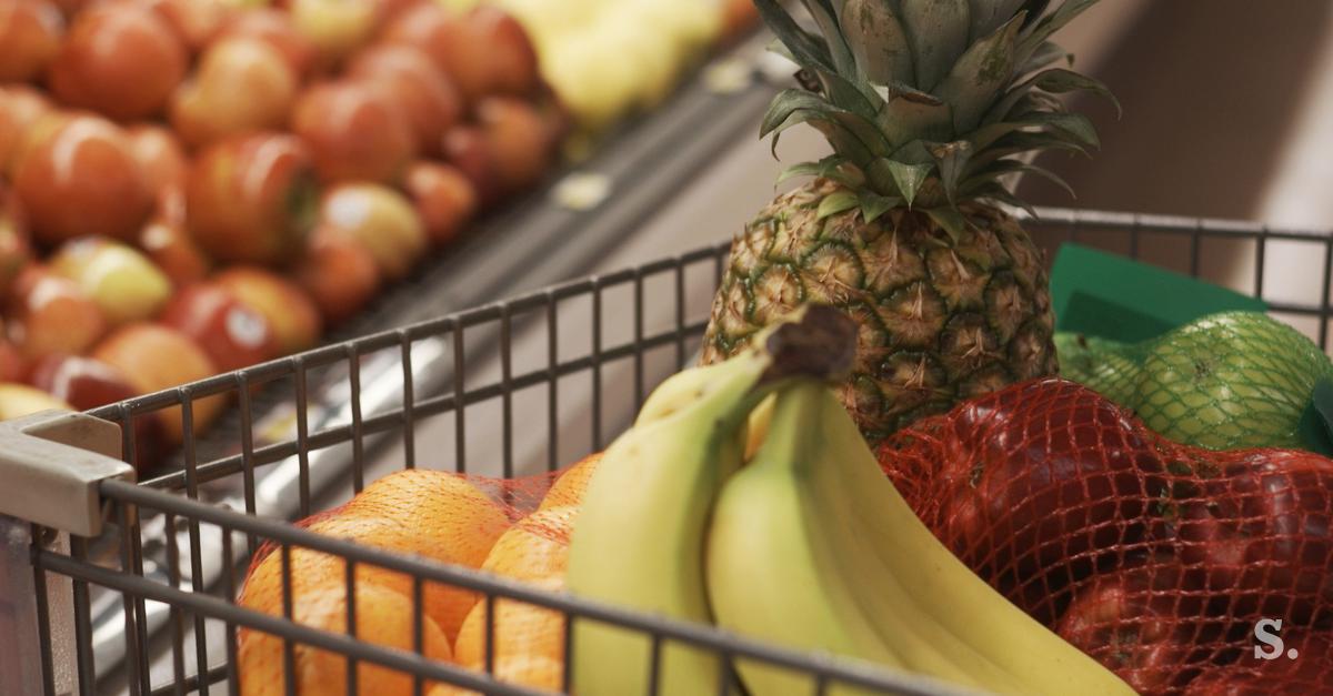 Toliko vzorcev sadja in zelenjave je imelo previsoke vrednosti pesticidov - siol.net