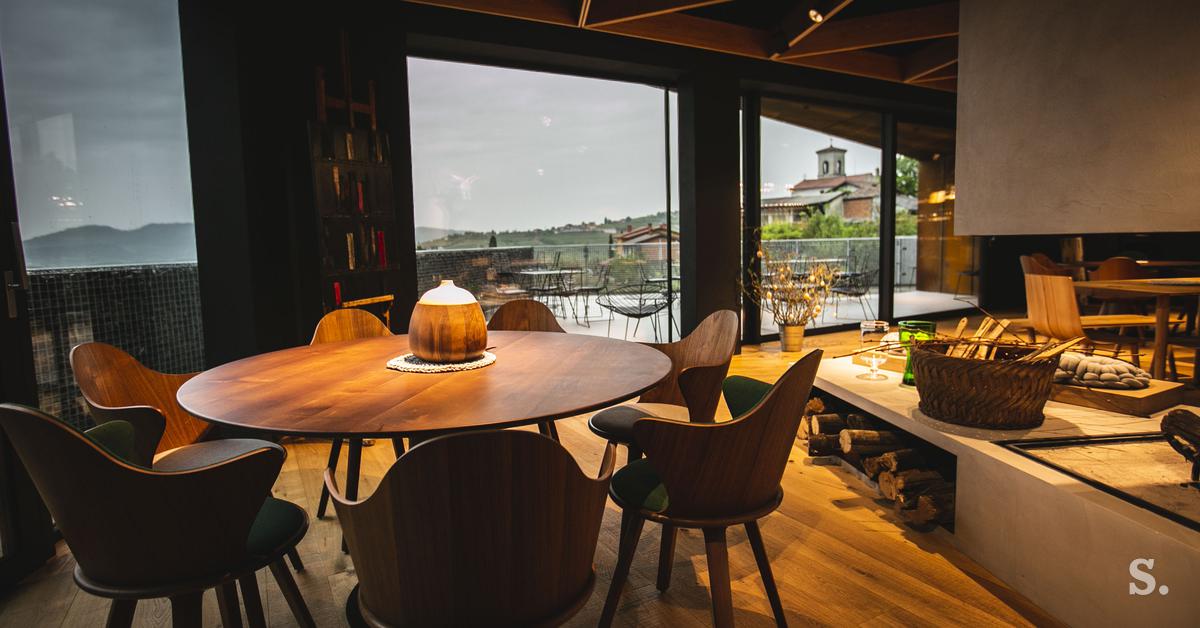 Vinska klet v Brdih, ki bi lahko postala prava turistična atrakcija #video #foto - siol.net