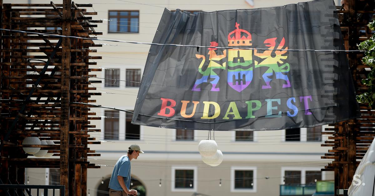 MZEZ pred parado ponosa posodobil priporočila za potovanja v Budimpešto ...