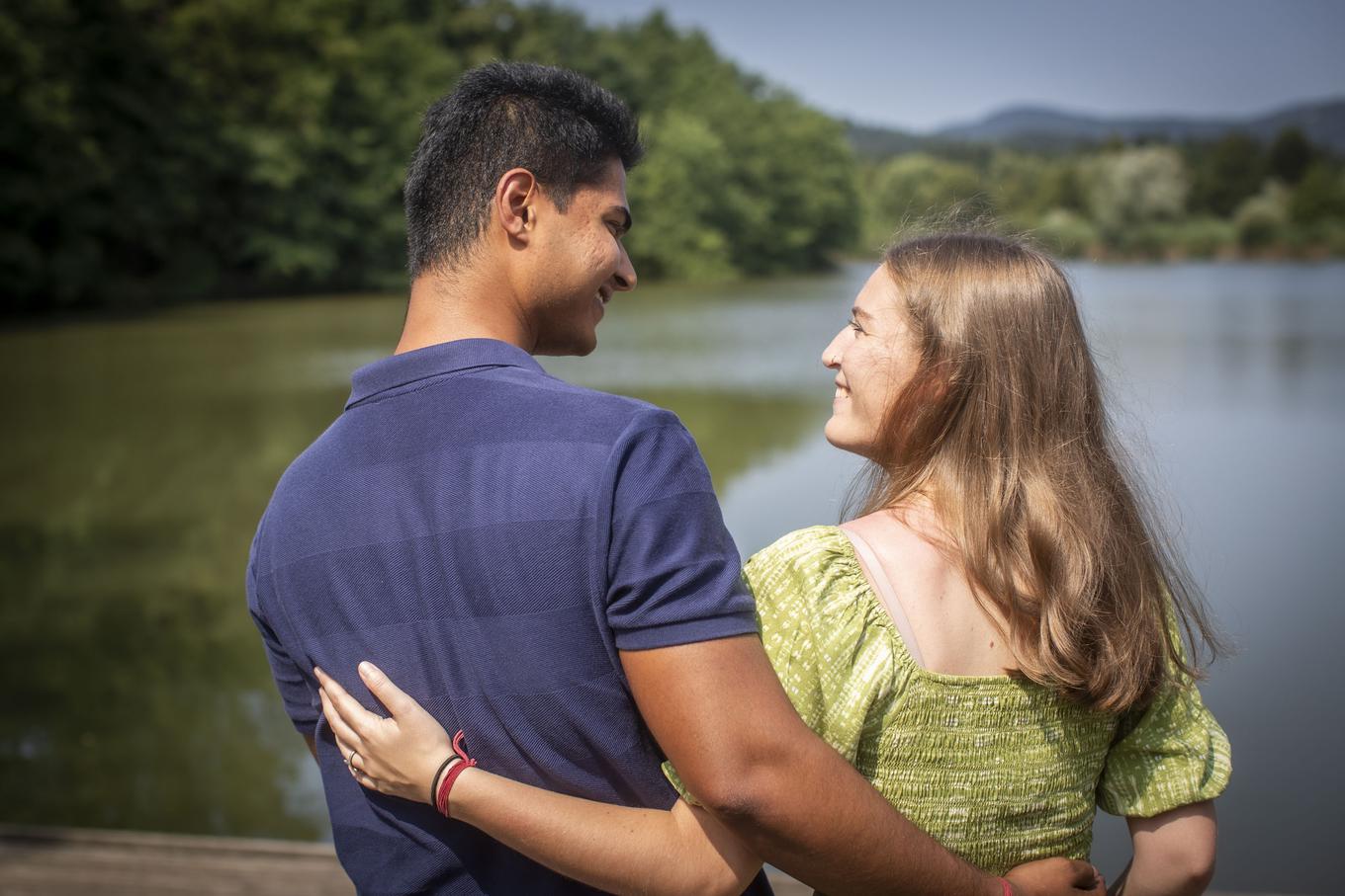 Slovenka in Indijec stopila na skupno pot v pravljični indijski državi #video - siol.net