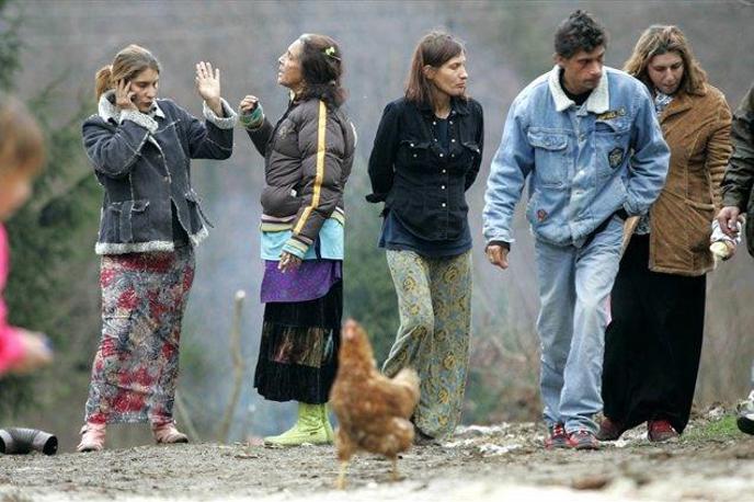 Del družine Strojan se še ni odpravil proti Ambrusu - siol.net