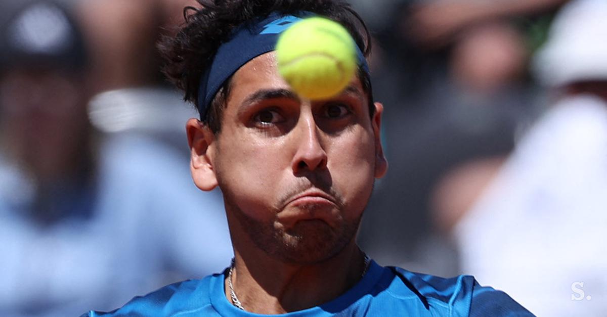 Tabilo po Đokoviću izločil še Hačanova, konec za Medvedjeva - siol.net