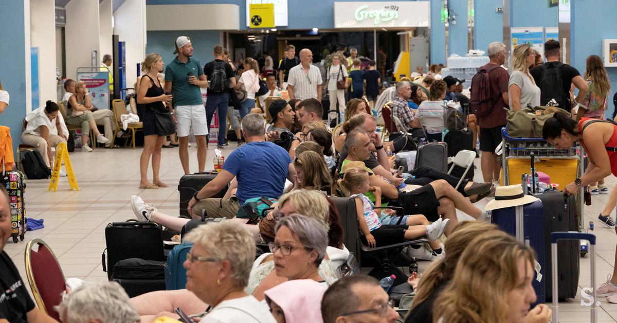 Med 300 slovenskimi turisti na Rodosu tudi naš znani igralec #foto # ...