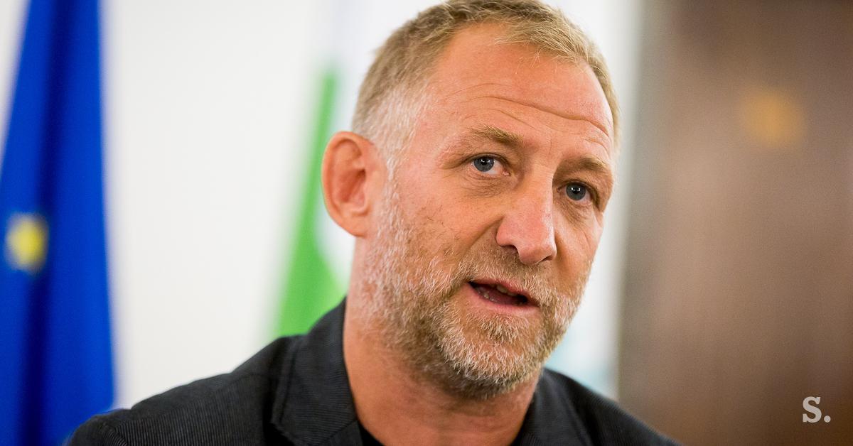 Pretresi v Tivoliju: Tomaž Vnuk odstopil, o nadaljnjih korakih ...