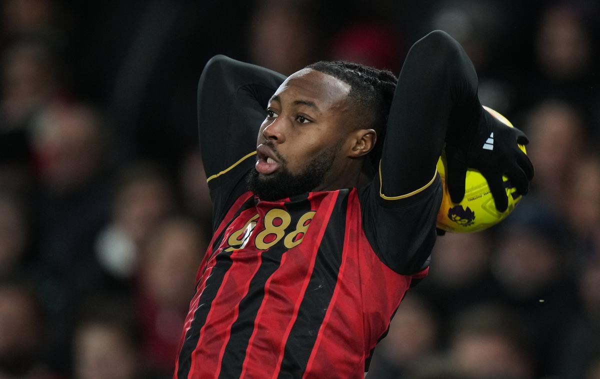 City zapravil 72 milijonov za Semenya, Arsenal podaljšal s Sakajem ...