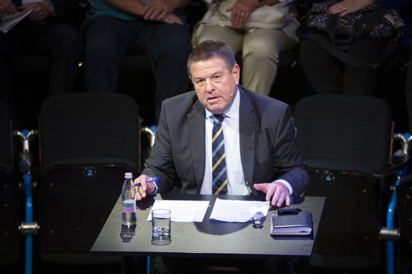 Logar: Z zunanjo ministrico bi bila dober par - siol.net