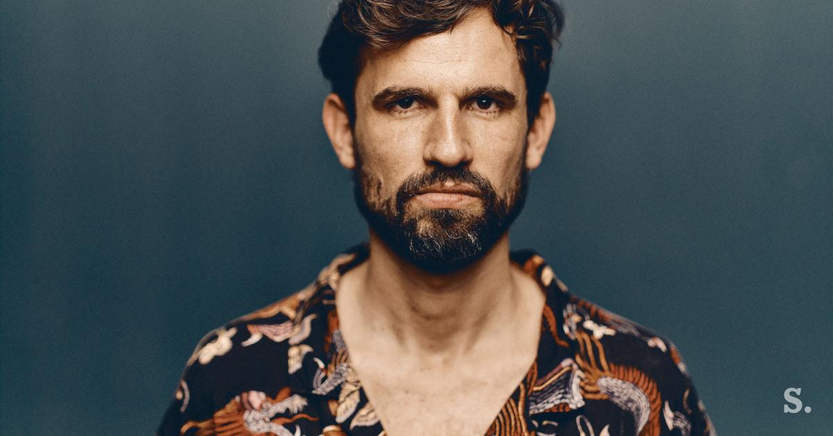 Priznani glasbenik Bowrain bo na velikem odru Kina Šiška predstavil ...