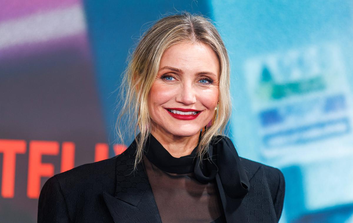 Cameron Diaz presenetila z novico: pri 53 letih je tretjič postala mama ...