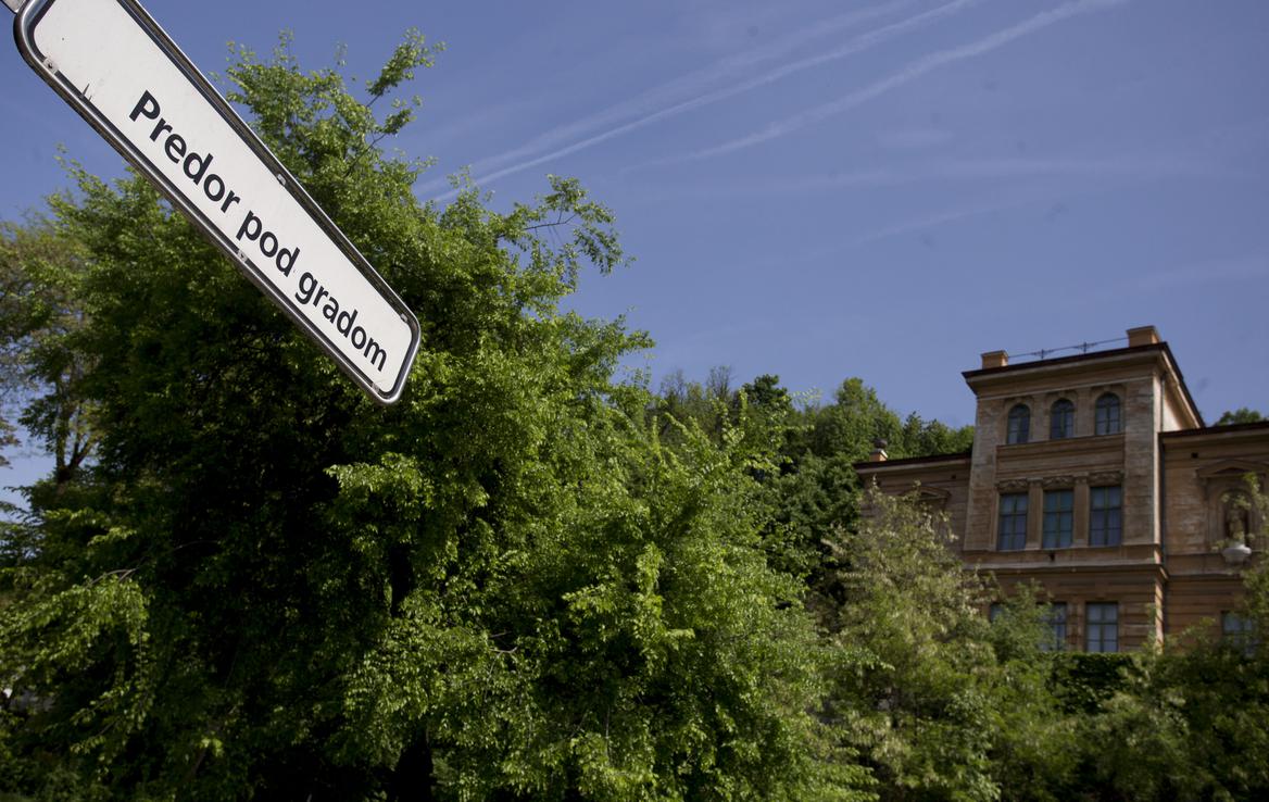 Za novo pot po Ljubljani so morali podreti stavbo v središču mesta ...